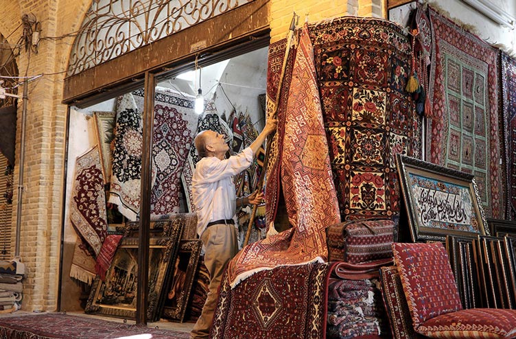Vakil Bazaar of Shiraz - Percarin